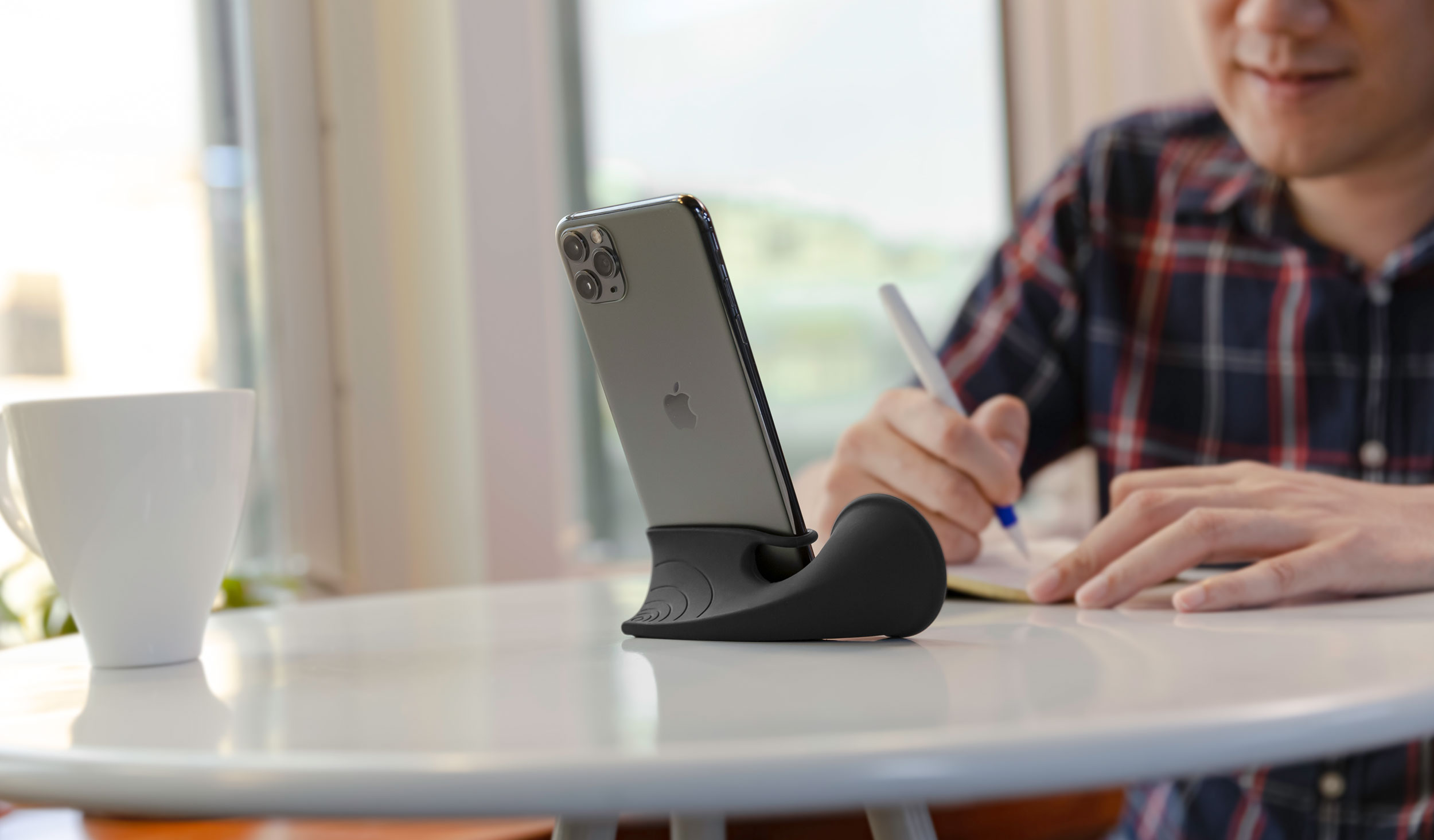 Universal Phone Horn Stand - ホーン型スピーカー - スマートフォン関連 - モバイルライフ - 製品情報 ...
